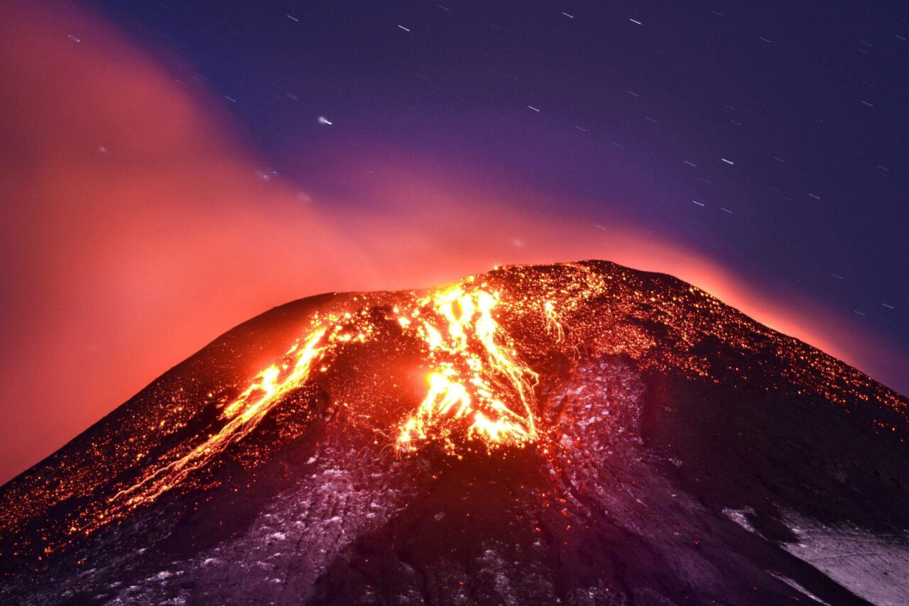 Chile On Alert As Villarrica Volcano Spits Lava Balls | SHTF Plan